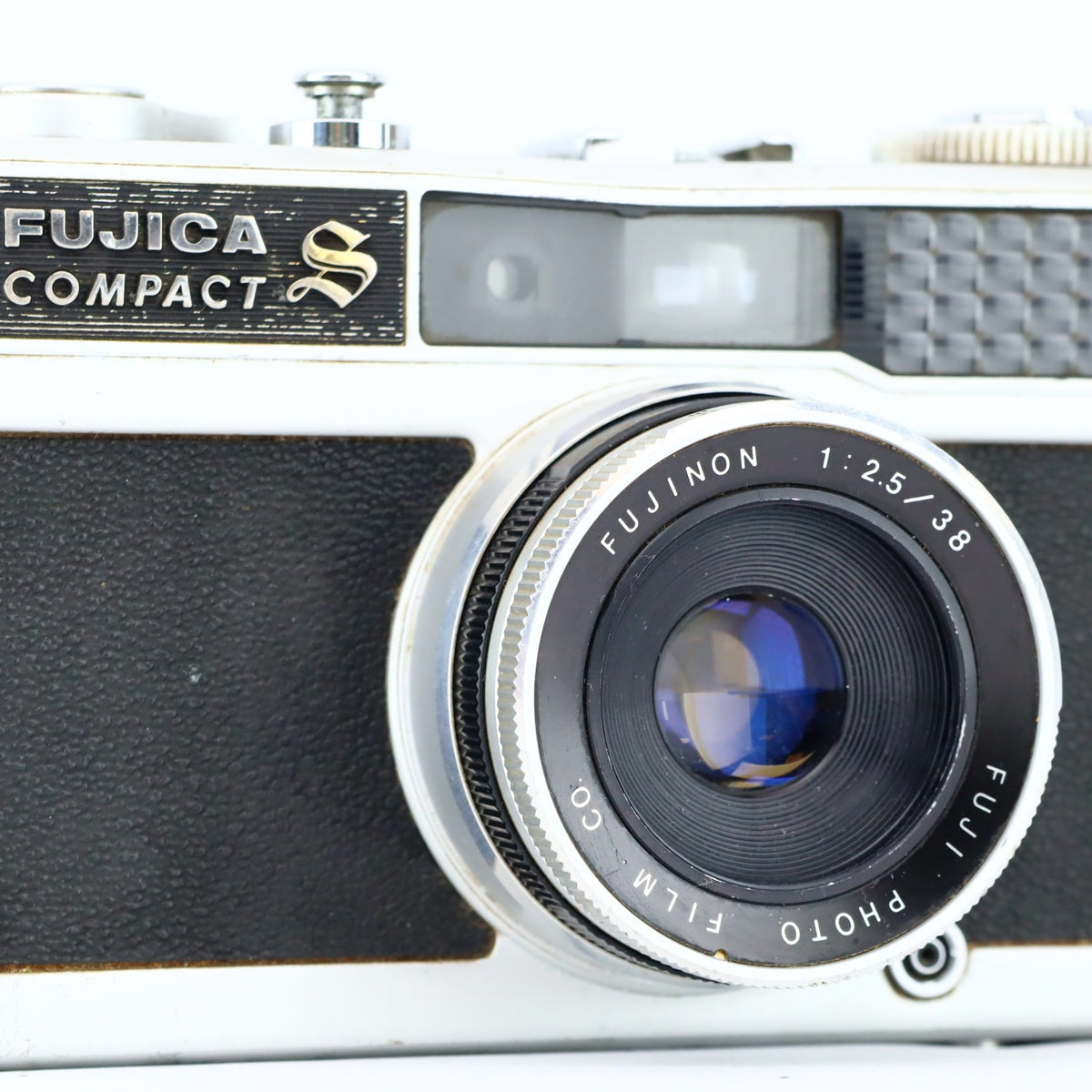 Fujica compact S 2.5/38 – Hard to Find Camera Store