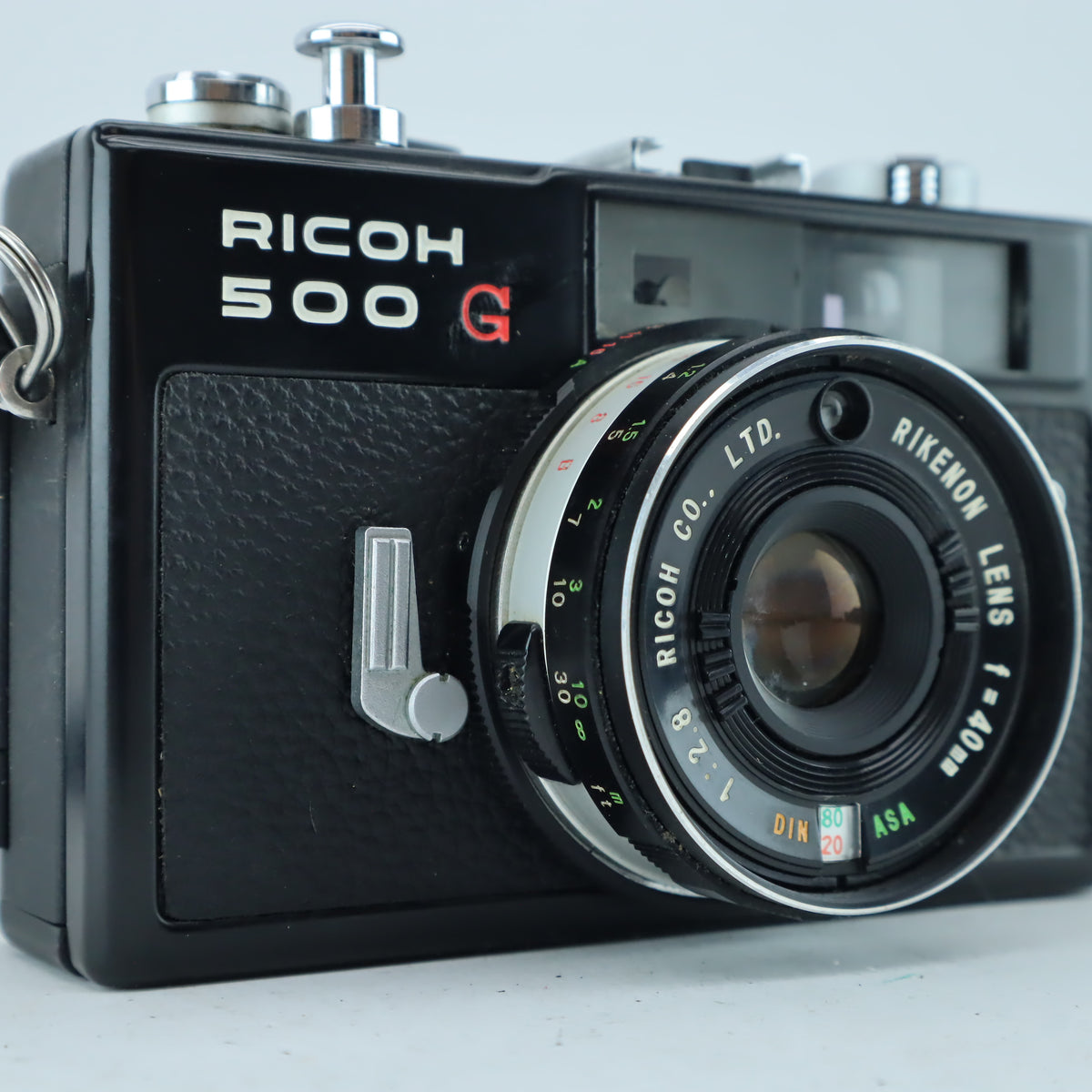 Ricoh 500G with rikenon 40mm 2,8 – Hard to Find Camera Store